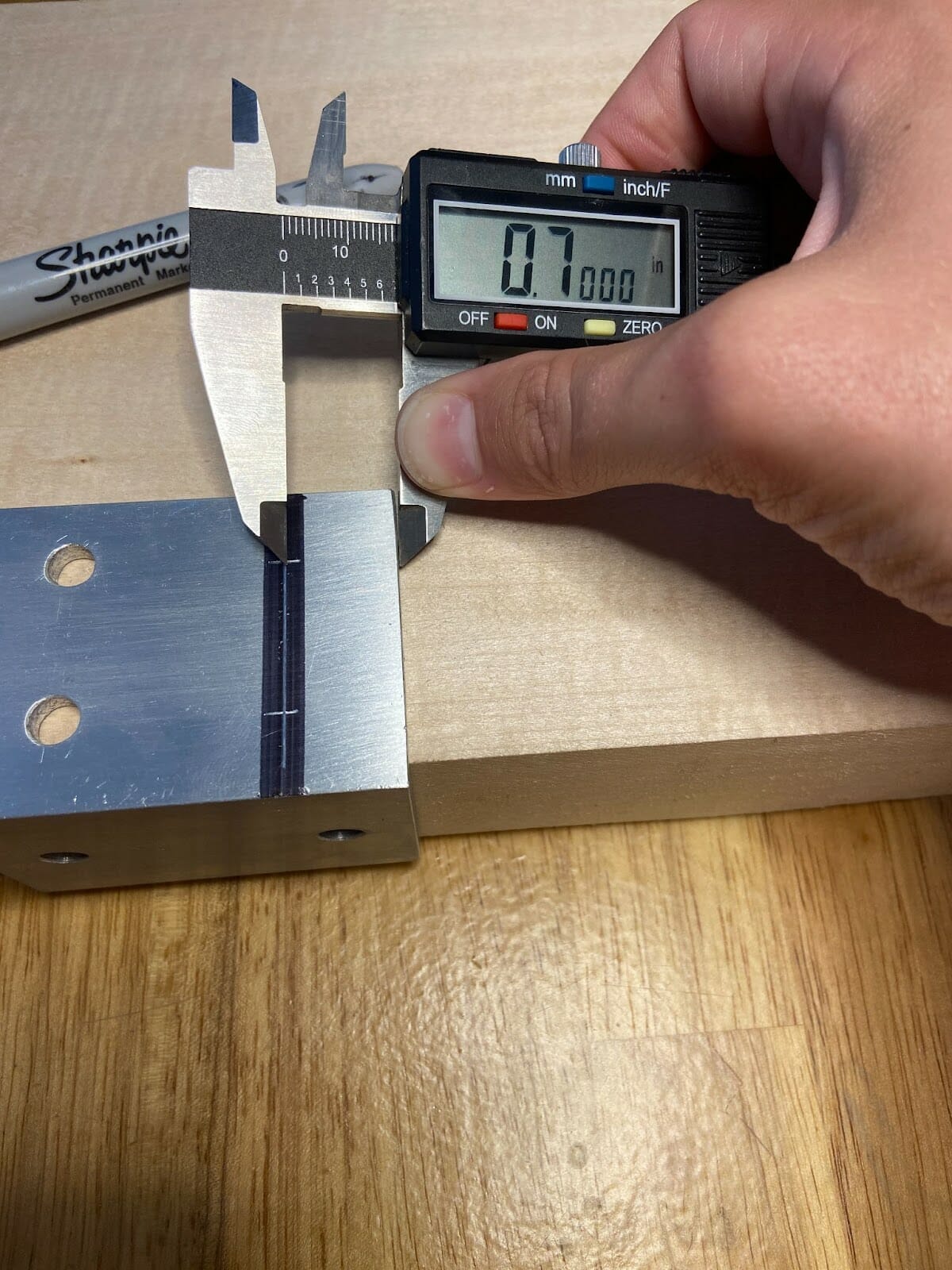 Tips and Tricks for Using Calipers Correctly | SendCutSend